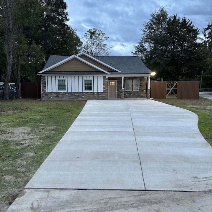 My Pretty Cottage - Smithfield, NC