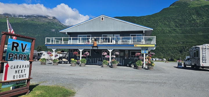 Cabin #10 - Valdez, AK