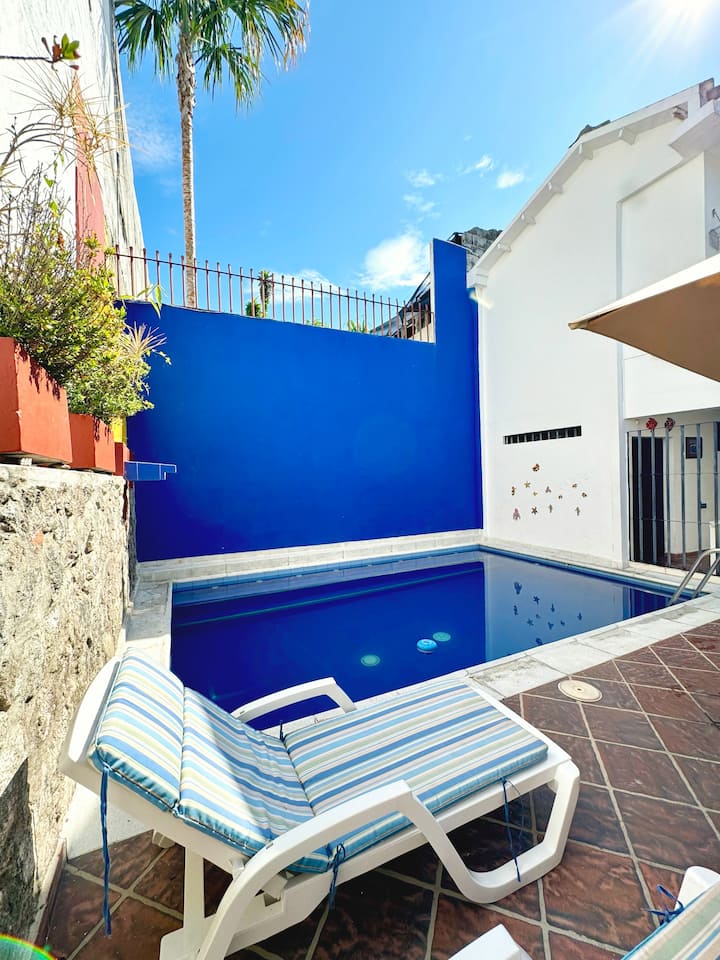 ¡Casa Con Piscina Y Balcón En El Centro Histórico! - Honda