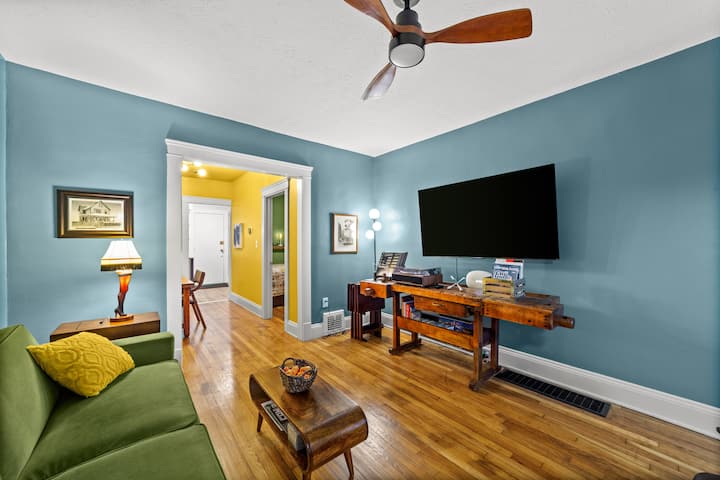 Classic & Contemporary-the Perfect City Sanctuary - Cleveland