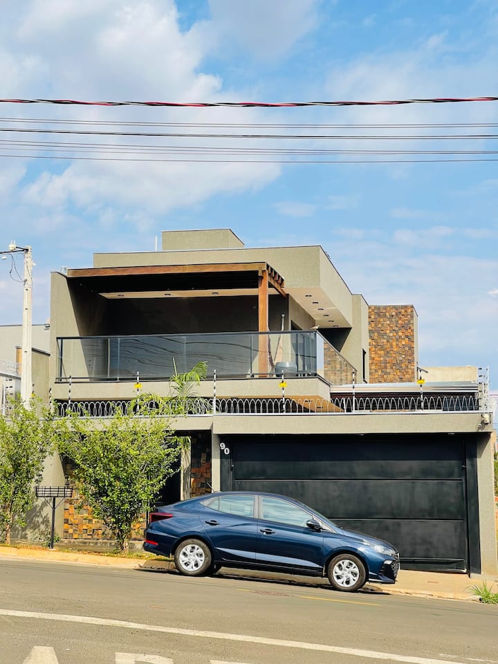 Mansão Fora Do Condomínio Em Rio Preto - São José do Rio Preto