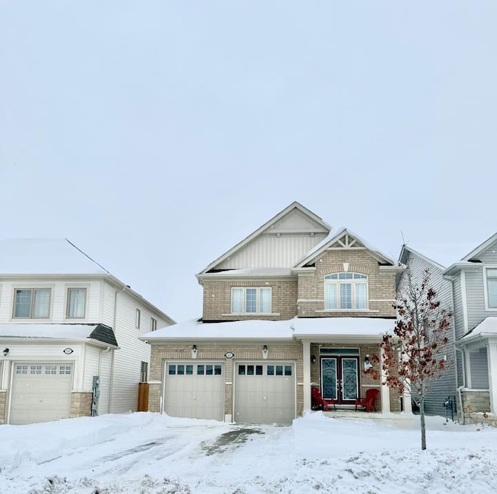 Cozy Home For Short Term Stay In Fergus/elora - Fergus