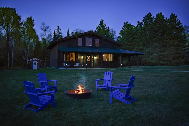 The Northwoods Loft – Your Ultimate Cabin Escape - Cook, MN