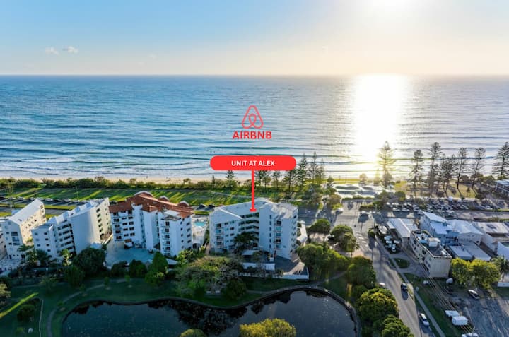 Apartment In Alexandra Headlands - Alexandra Headland