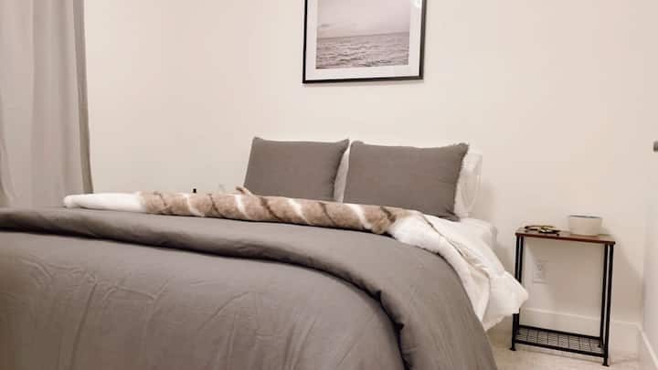 Peaceful & Stylish Adu W/tub+kitchen: Artist Dream - Redding, CA