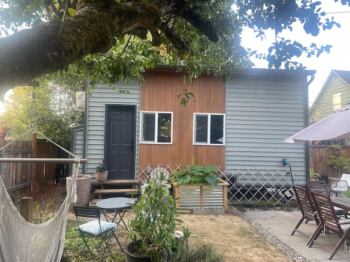 Adorable North Portland Tiny Home - Portland, OR