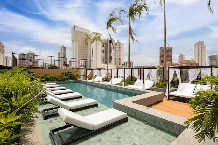 Flat Alto Padrão No Setor Bueno | Piscina Aquecida - Goiânia