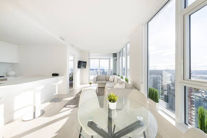 Brand New Luxury 2br/2ba • Modern & Top Amenities - Coquitlam