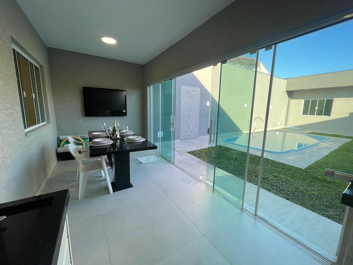 Casa Em Guaratuba Com Piscina 300m Do Mar - Guaratuba