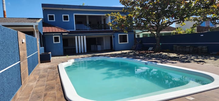 Sobrado Com 6 Quartos, Piscina E Churrasqueira. - Paranaguá