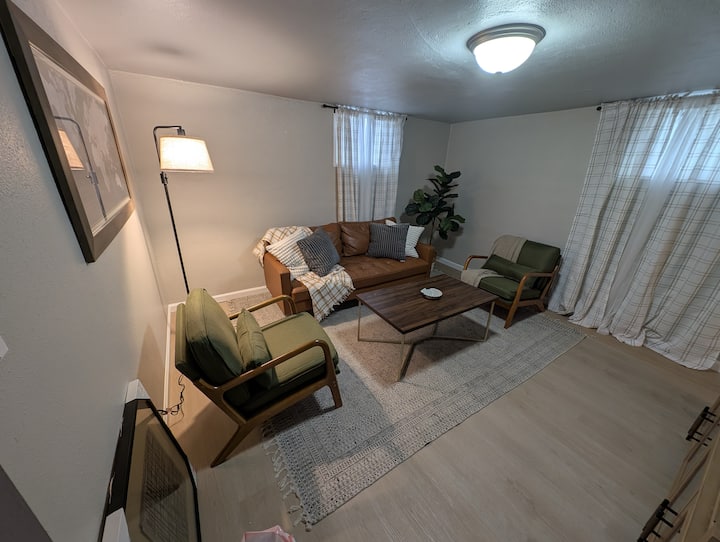 Homey Private Unit In The Heart Of Caldwell - Caldwell, ID