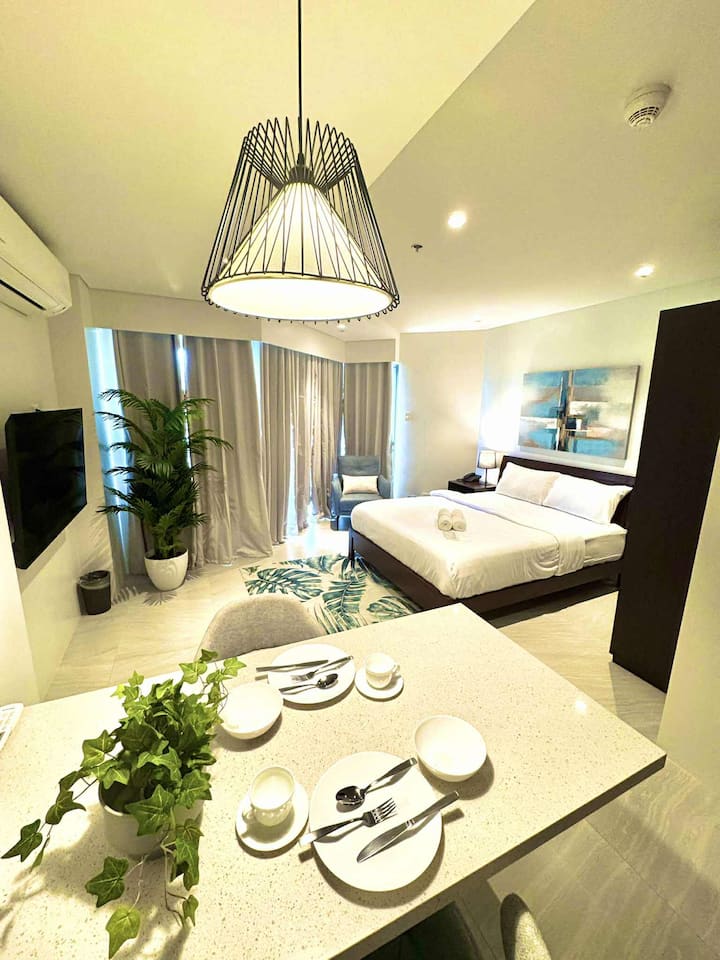 Tambuli 15th Floor With Great Seaview With Balcony - Philippines