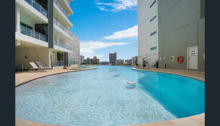 Inner City Apt | Pool | Free Parking - Australië