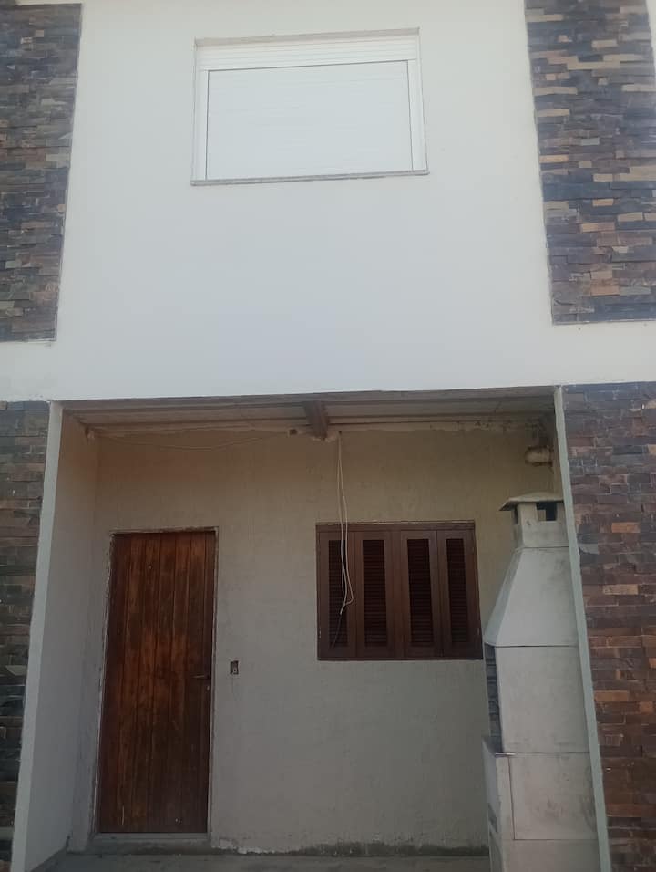 Imóveis Para Locação  Em Tramandaí Apto(04) - Tramandaí