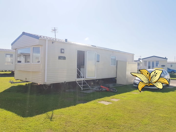 6 Birth Static Next To A Gorgeous Sandy Beach - 노섬벌랜드