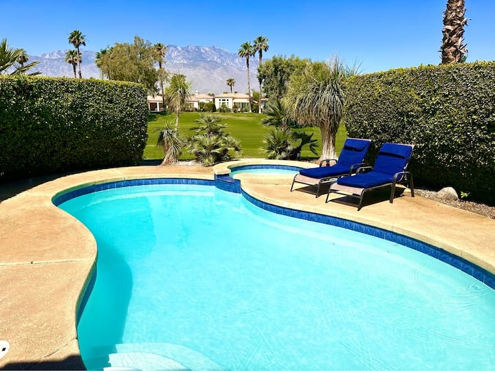 Swing & Splash Golf Resort - Cathedral City, CA
