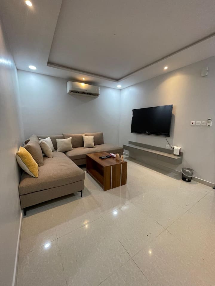 شقة غرفة وصالة - Riyadh