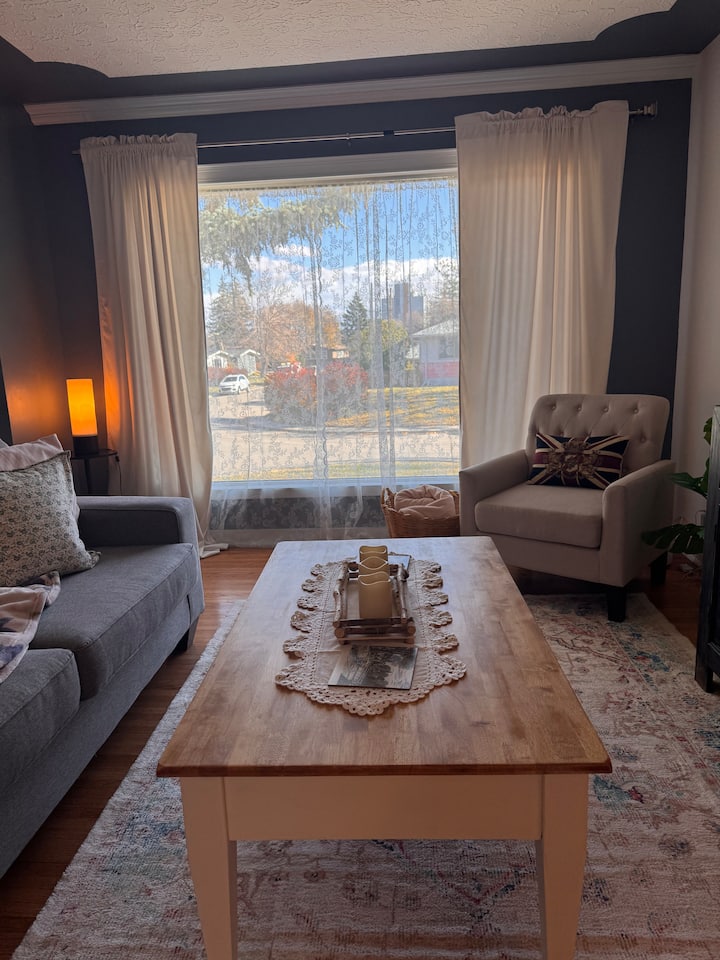 Cozy Cottage - Canada