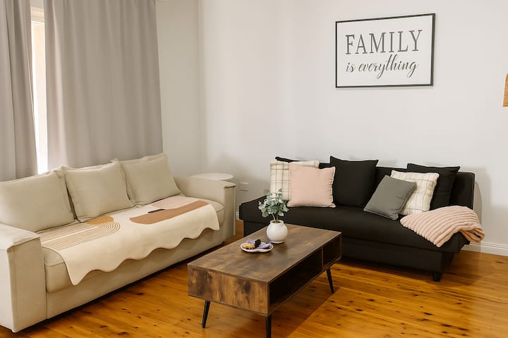 Central 3br Blacktown Home - Toongabbie