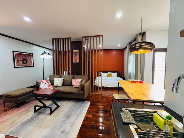 Central|city View|balcony|family Apt| Free Laundry - Laos