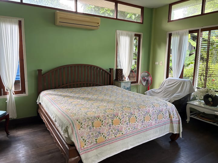 Peaceful Garden Retreat, Simple And Natural Stay. - Bangkok