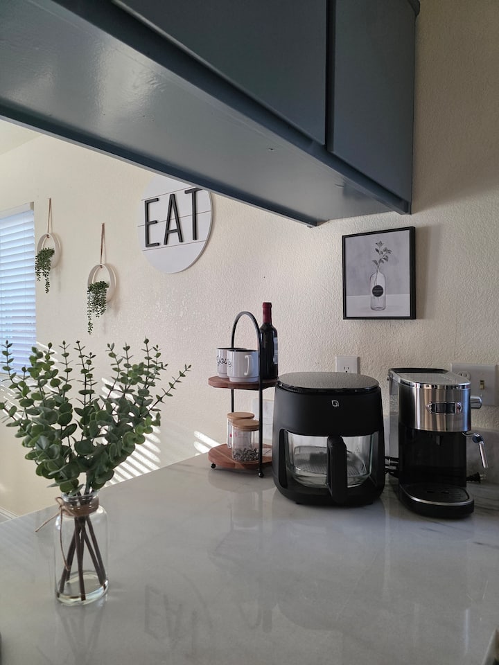 Cozy And Spotless Home - Modesto, CA