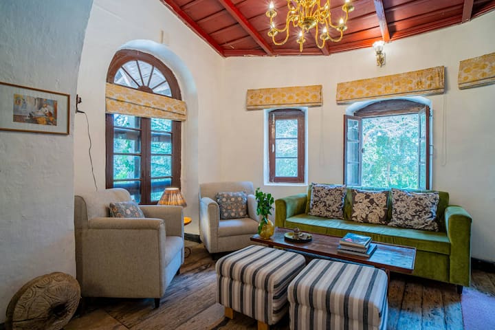 3br @ Colonial Retreat W/brkfst & Caretaker - Ranikhet