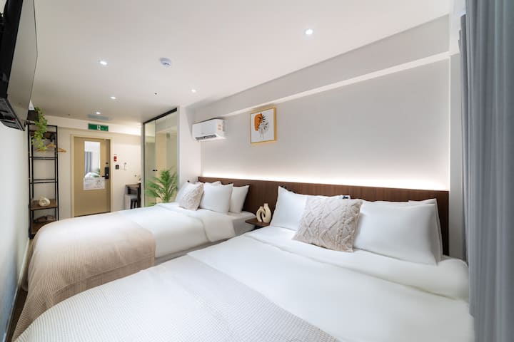 [New]헤이븐스테이종로/패밀리트윈룸/광화문,종각역도보5분/경복궁인접/짐보관가능/호텔침구 - Seoul