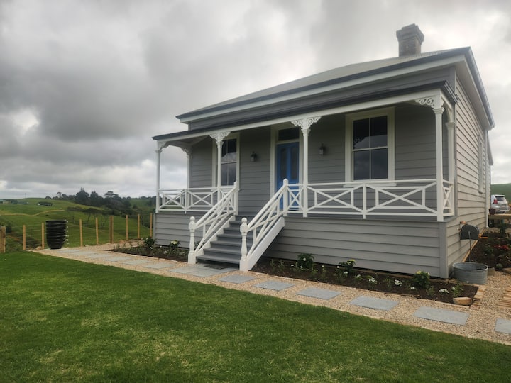 Luxury Coastal Escape | Pet Friendly - Waiuku
