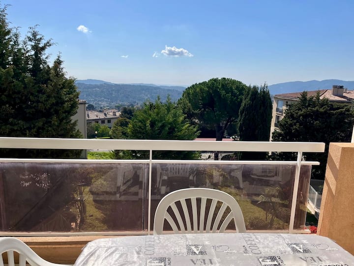 T2 Lumineux Avec Terrasse + Piscine +Parking - Grasse
