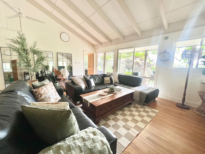 Bellbirds - Fresh Air - Country Side -Relax - 