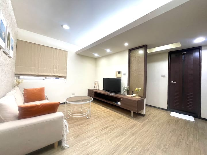Bright 3-person Stay｜near Ximen Mrt - Taipei