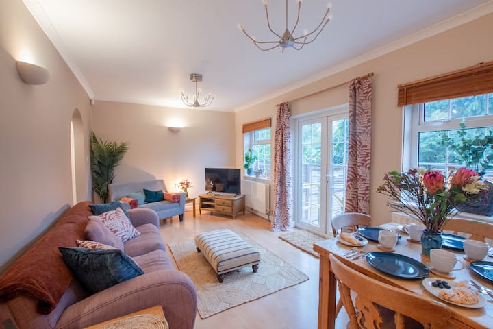 Cosy 2 Bedroom House With Parking Near To Oxford - Oxford