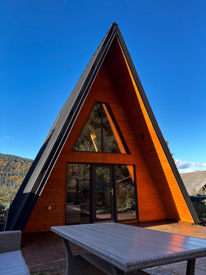 A-frame Bliss | 1br/1ba | Nature Hot Tub! - Băile Tușnad