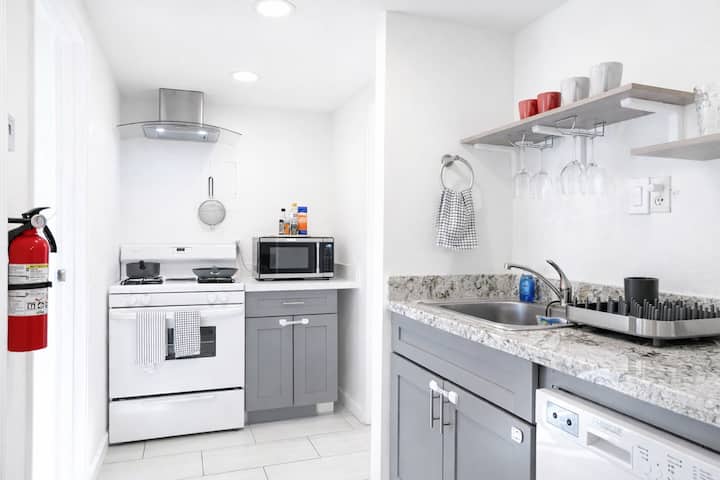 Spacious 3br2ba •Family &Work Retreat • Pool Table - Fremont, CA