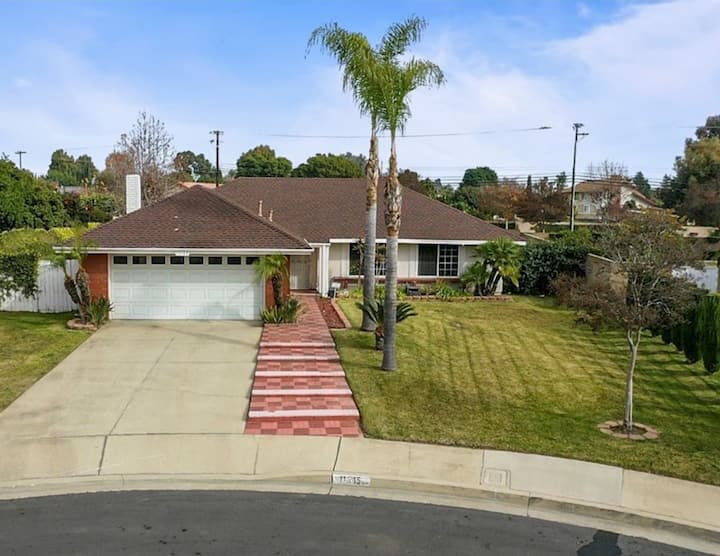 Coaster Premier Bed To Ensure High-quality Sleep. - Claremont, CA