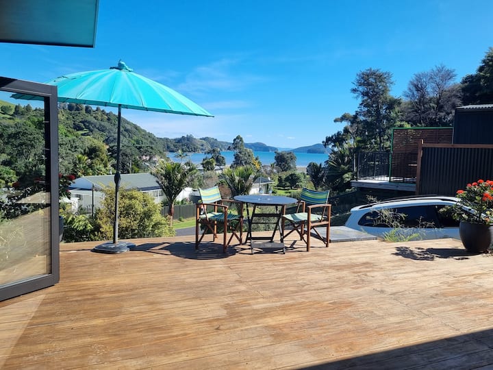 Bay View Bach - Perfect Couples Getaway - Sea View - Coromandel