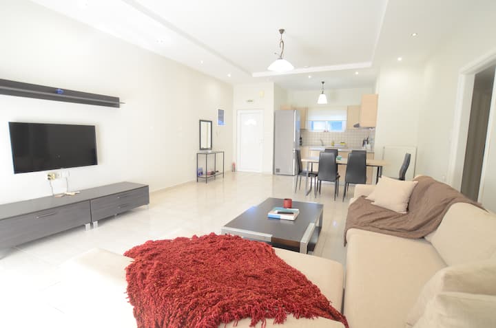 Ευρύχωρο Οικογενειακό Διαμέρισμα στην Πόλη της Κω - Kos