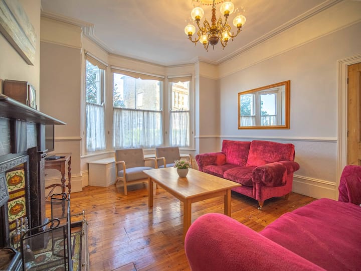 Spacious Heritage House, 5 Beds, 2bths - Broadstairs