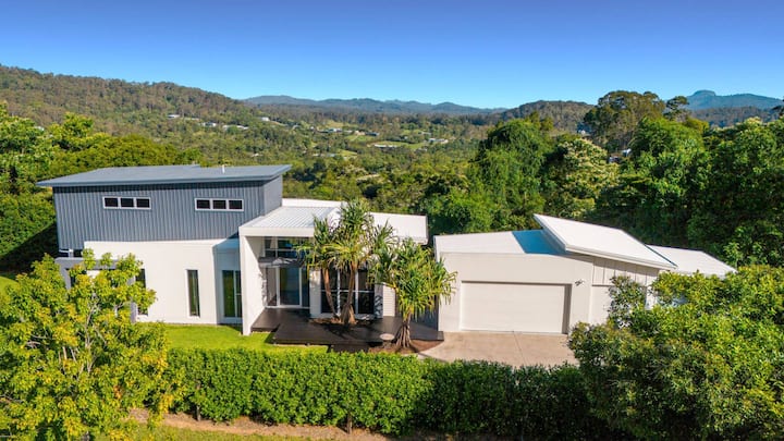 Noosa Hinterland House - Amazing Views - Cooroy