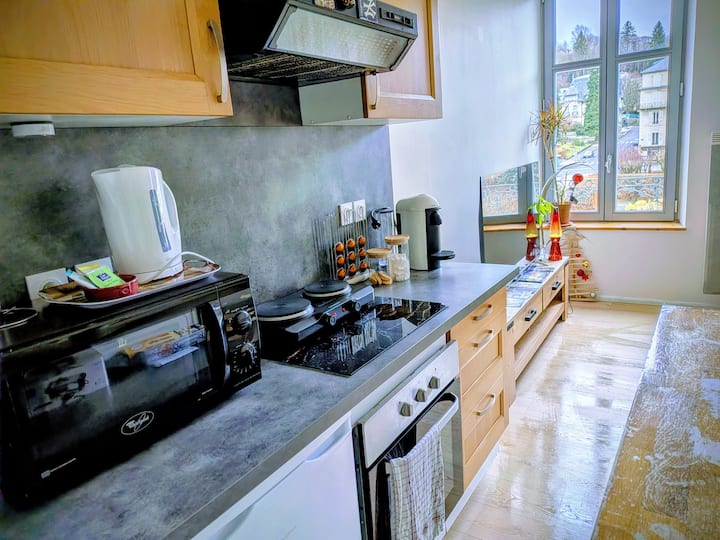 Appartement En Résidence - Murat-le-Quaire