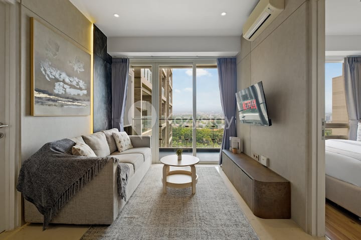 Senuri By Kozystay | 2br | Heated Pool | Paskal - Bandung