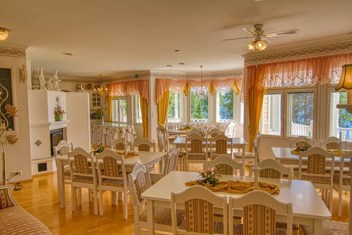 Juhlatila Järven Rannalla - Kajaani