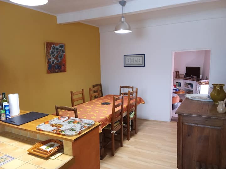 Carpe Diem - Gîte 6 Personnes
Maison De Village - Le Pouzin