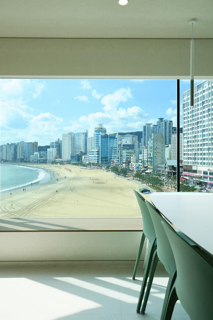 Sunnyhouse A / 해수욕장30초 / 드론쇼명당 / 방2, 욕실2, 침대3 - Busan