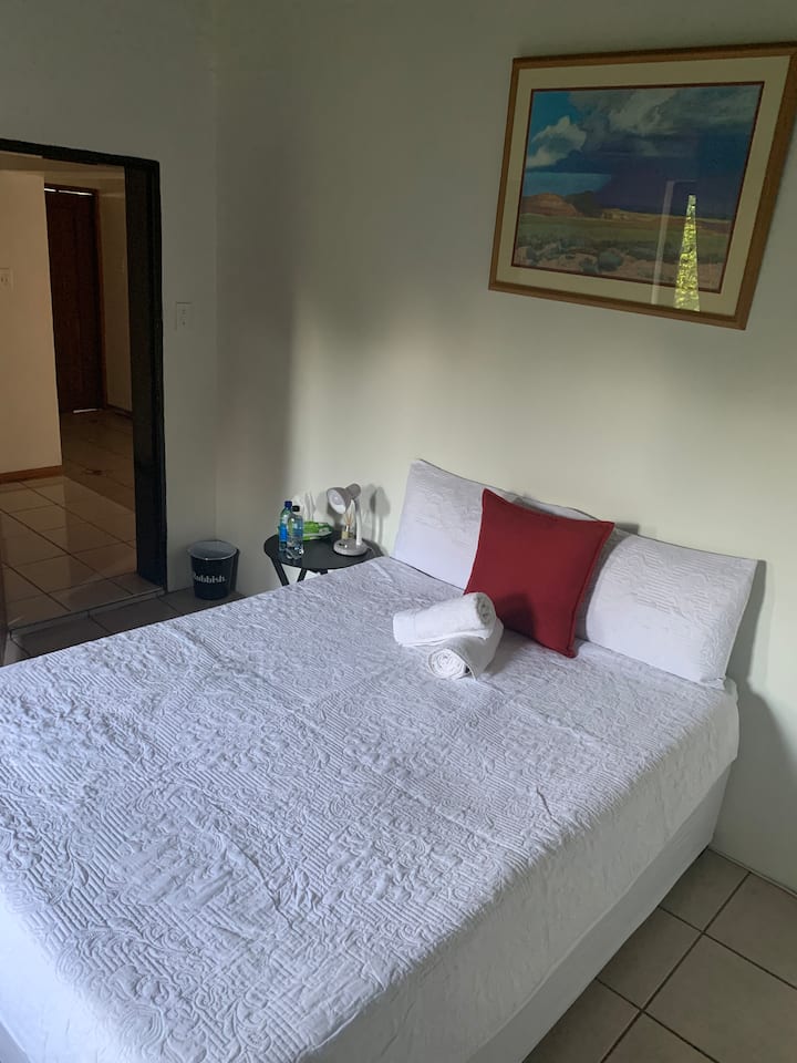 Ezulwini Thatch - Swaziland/ Eswatini