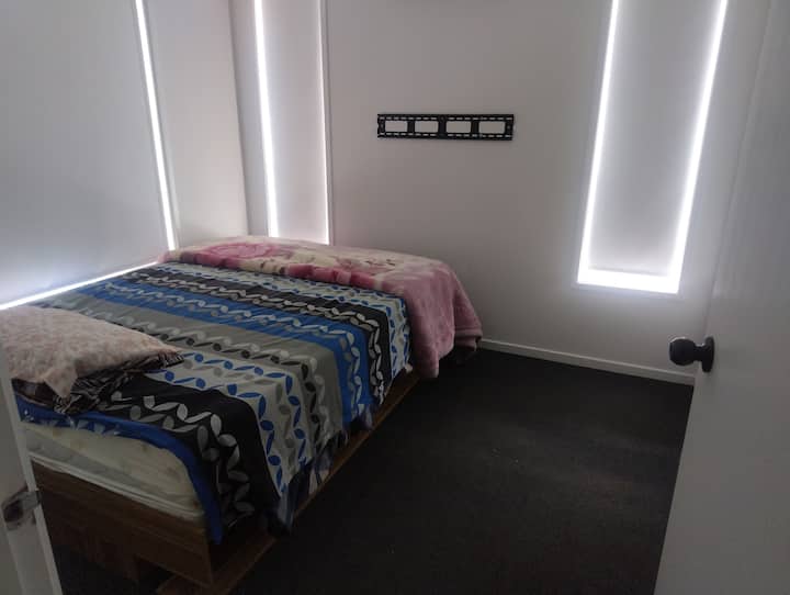 Two Rooms With Superb Views And Parks Around. - シティ・オブ・ウィンダム