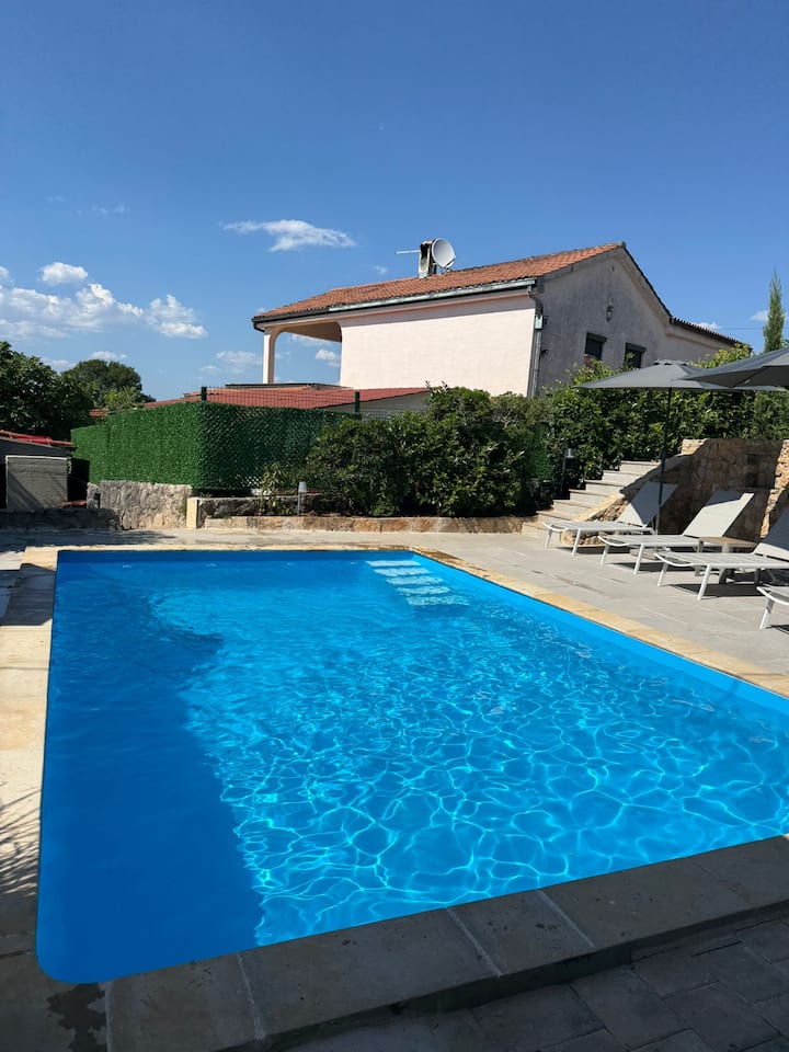 Mila Apartments - Studio - Cres
