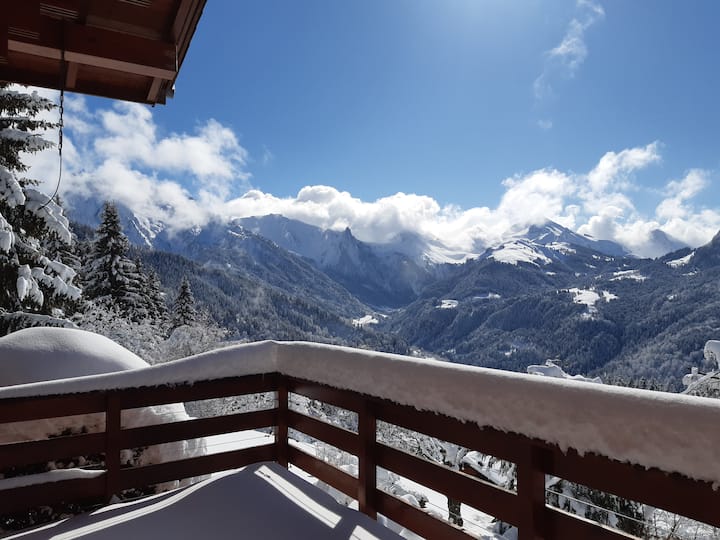 Chalet 6/8 P. Superbe Vue Manigod/la Clusaz - Manigod