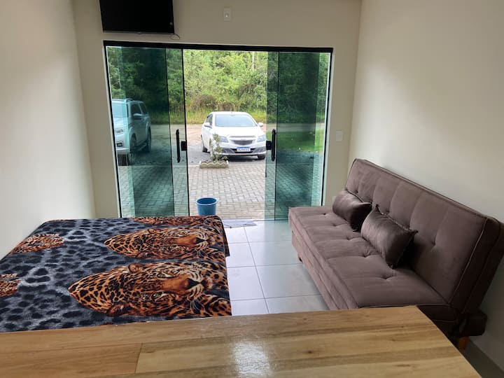 Kitnet Mobiliada, A 150 M Da Praia - (Sala 4) - Itapoá